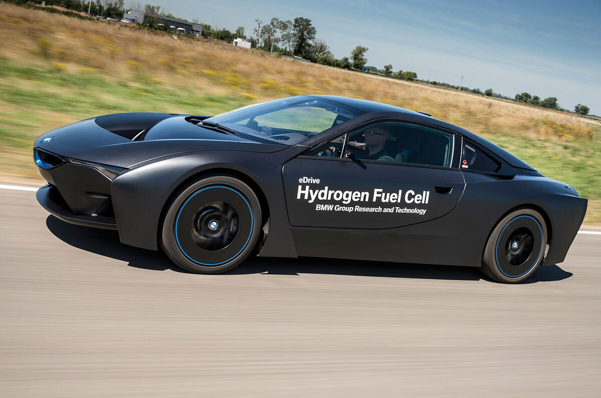 VWVortex.com - BMW reveals their radical i8-based hydrogen fuel cell-powered research vehicle