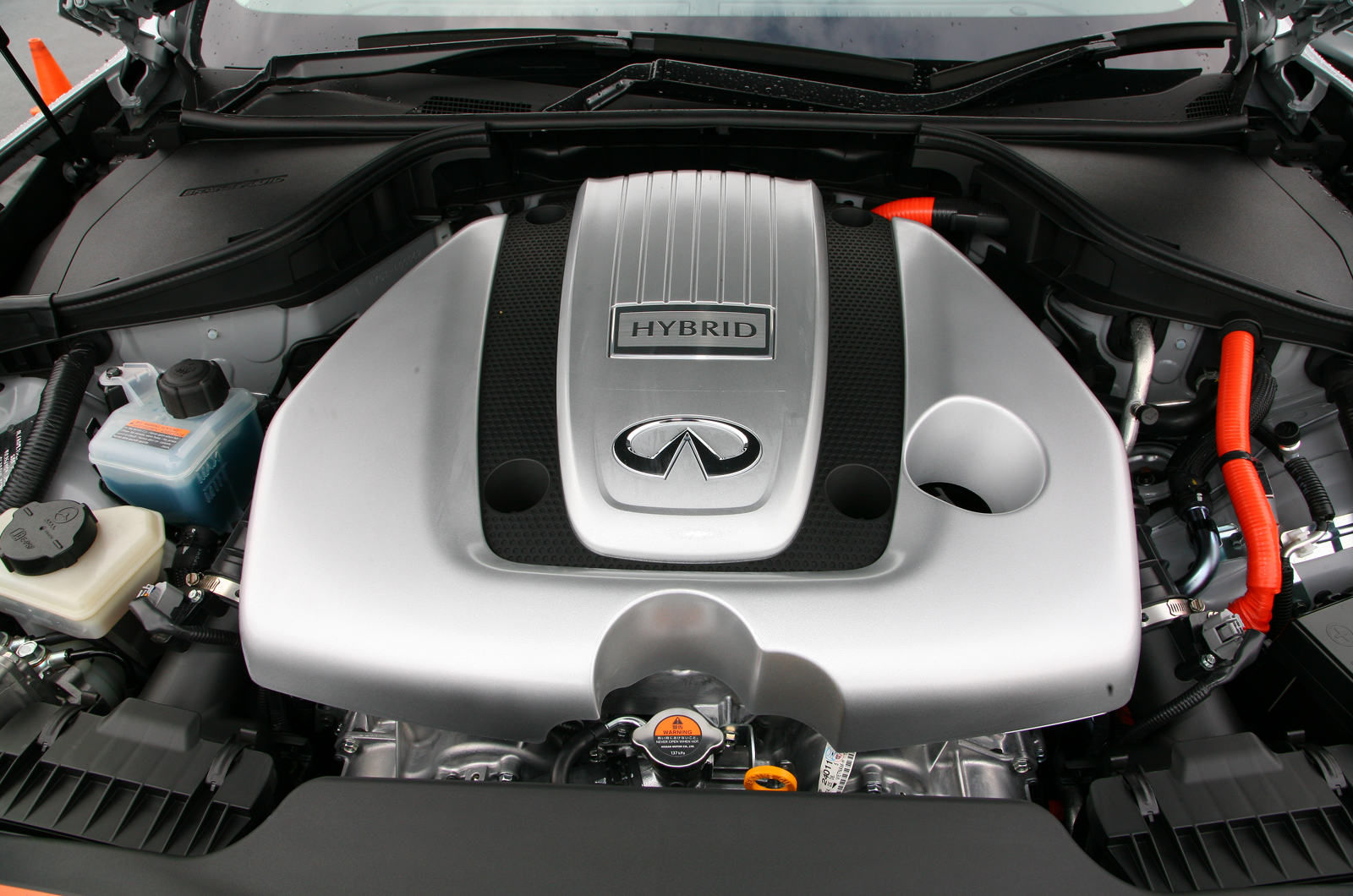 Infiniti M35h Review | Autocar