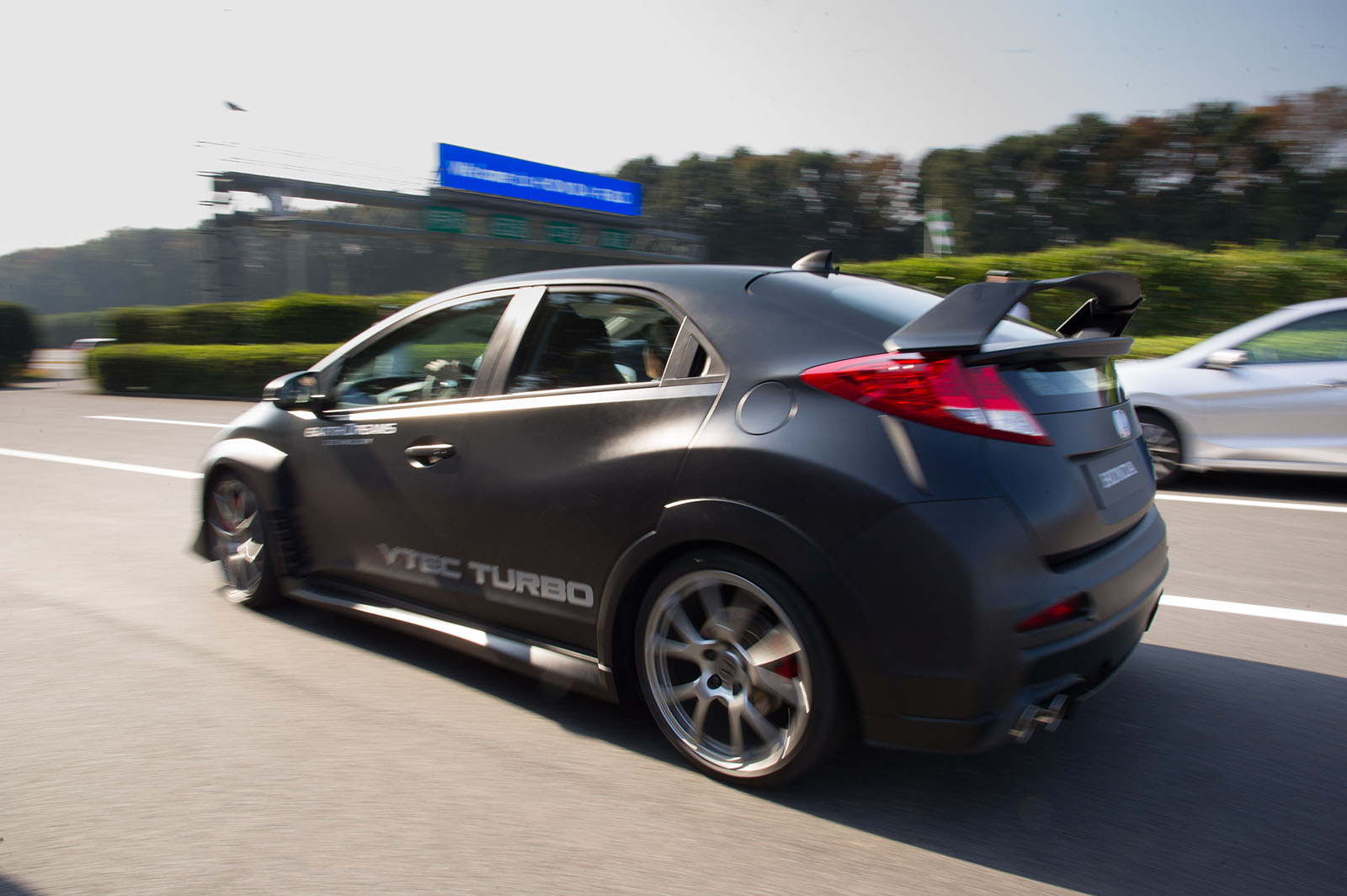 New Civic Type R First Drive; New VTEC Turbo Motors | VW Vortex ...