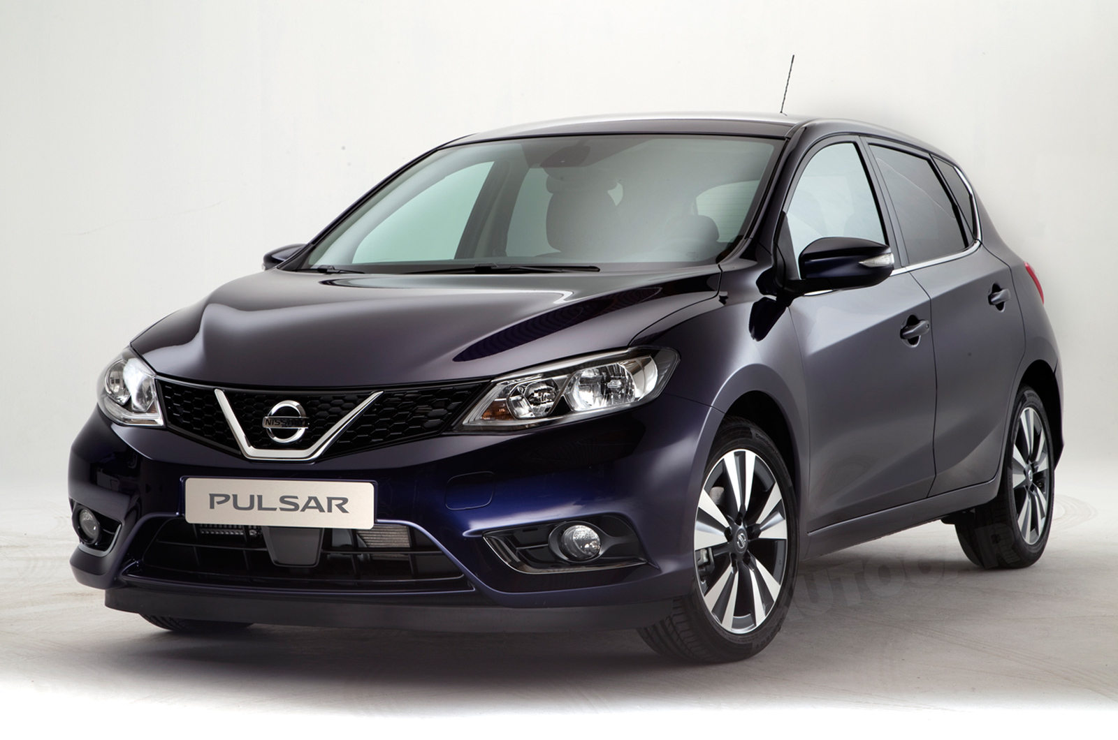 A closer look at the new Nissan Pulsar hatchback – exclusive studio ...