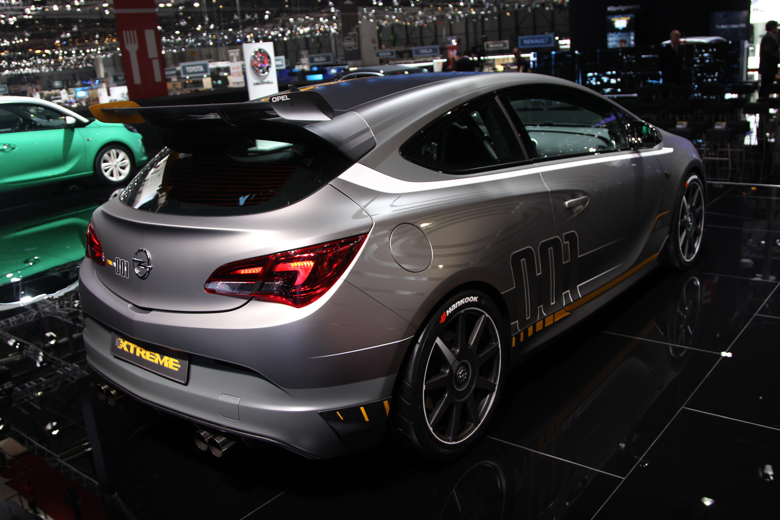 Opel reveals the Astra OPC Extreme | VW Vortex - Volkswagen Forum