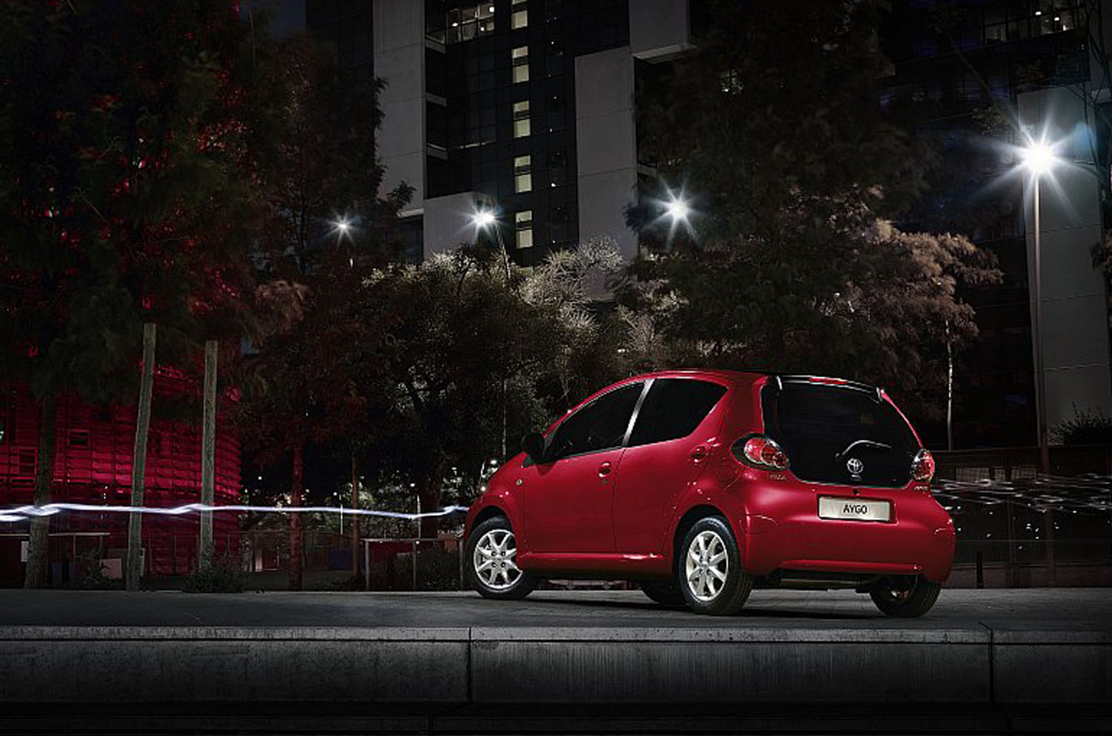 Quick news: Toyota Aygo updated; Ferrari profits; free VW insurance ...