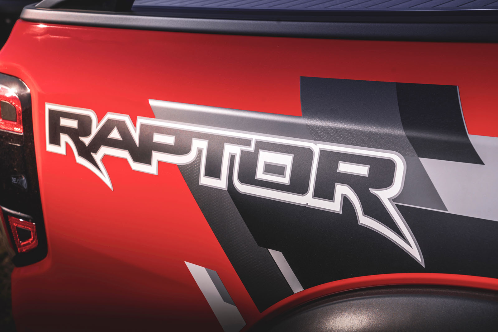Ford Raptor Logo