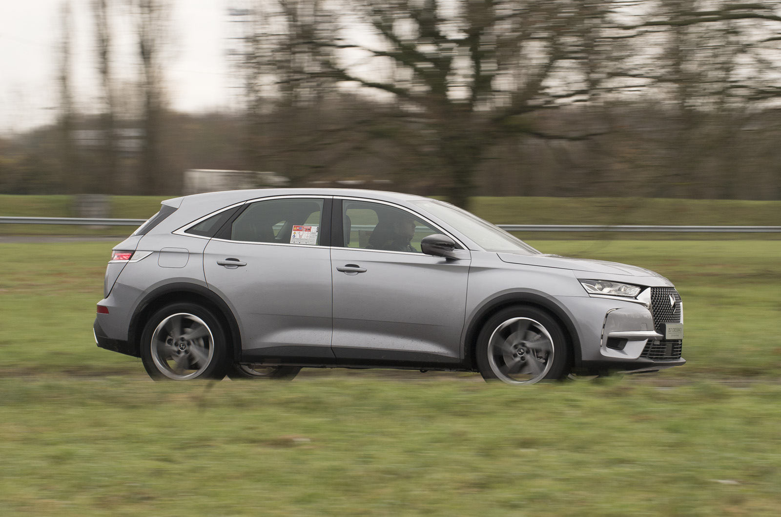 DS 7 Crossback E-Tense 4x4 PHEV prototype 2017 review | Autocar