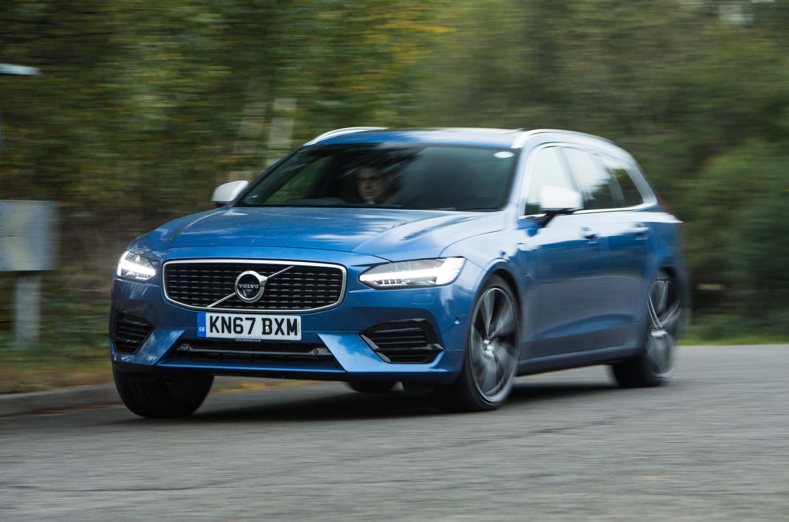 Nearly new buying guide: Volvo V90 | Autocar