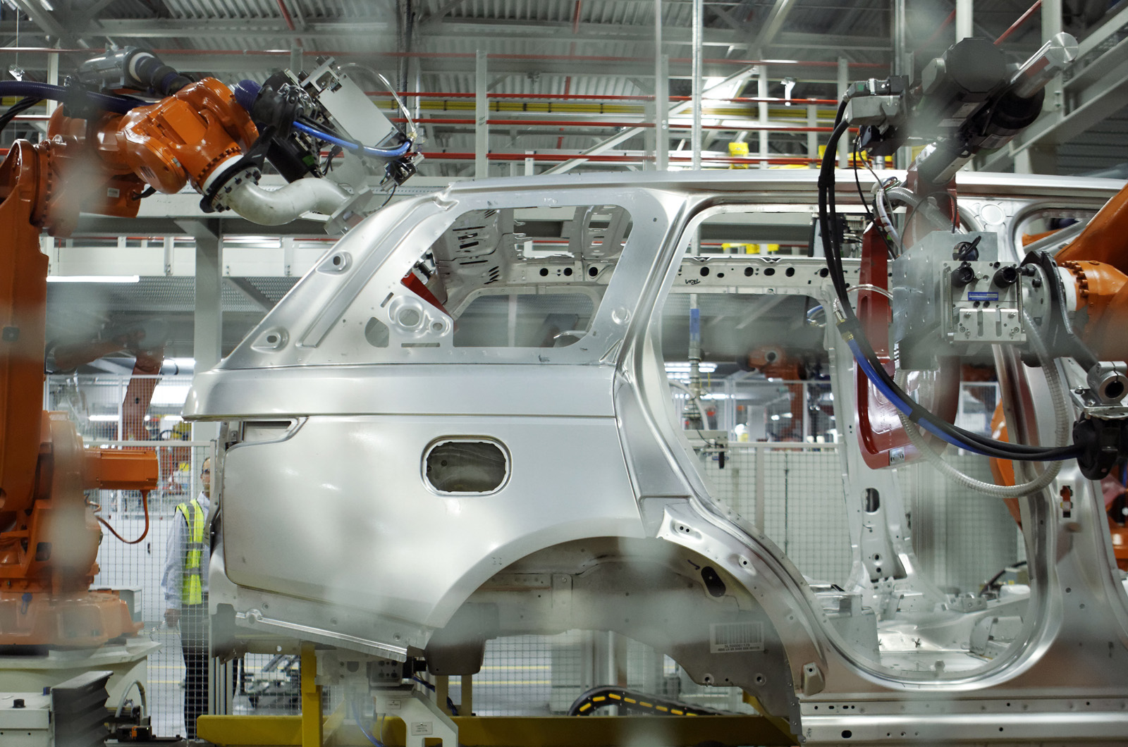 UK car production falls due to slump in overseas demand | Autocar