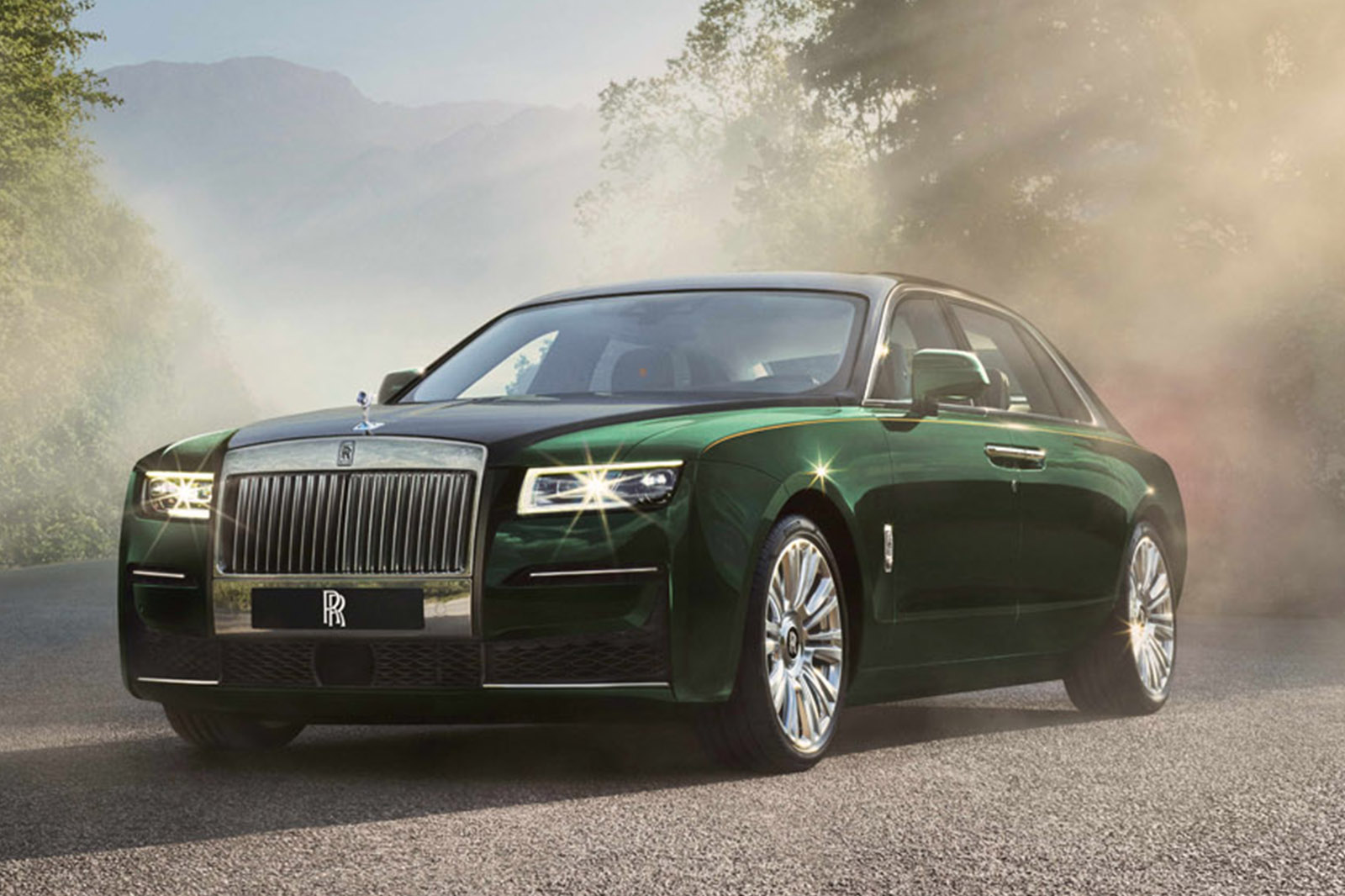 New Rolls-Royce Ghost Extended offers extra space and luxury | Autocar