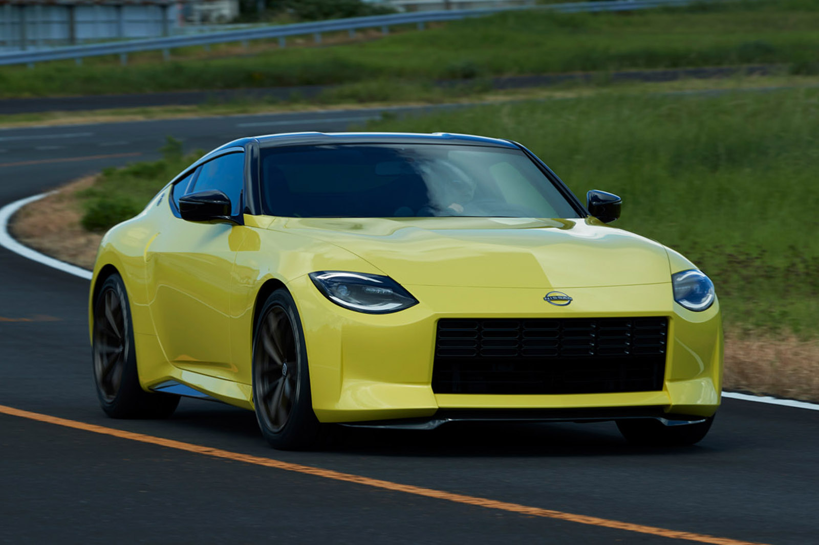 Nissan Z Proto previews retro-inspired V6 sports car | Autocar