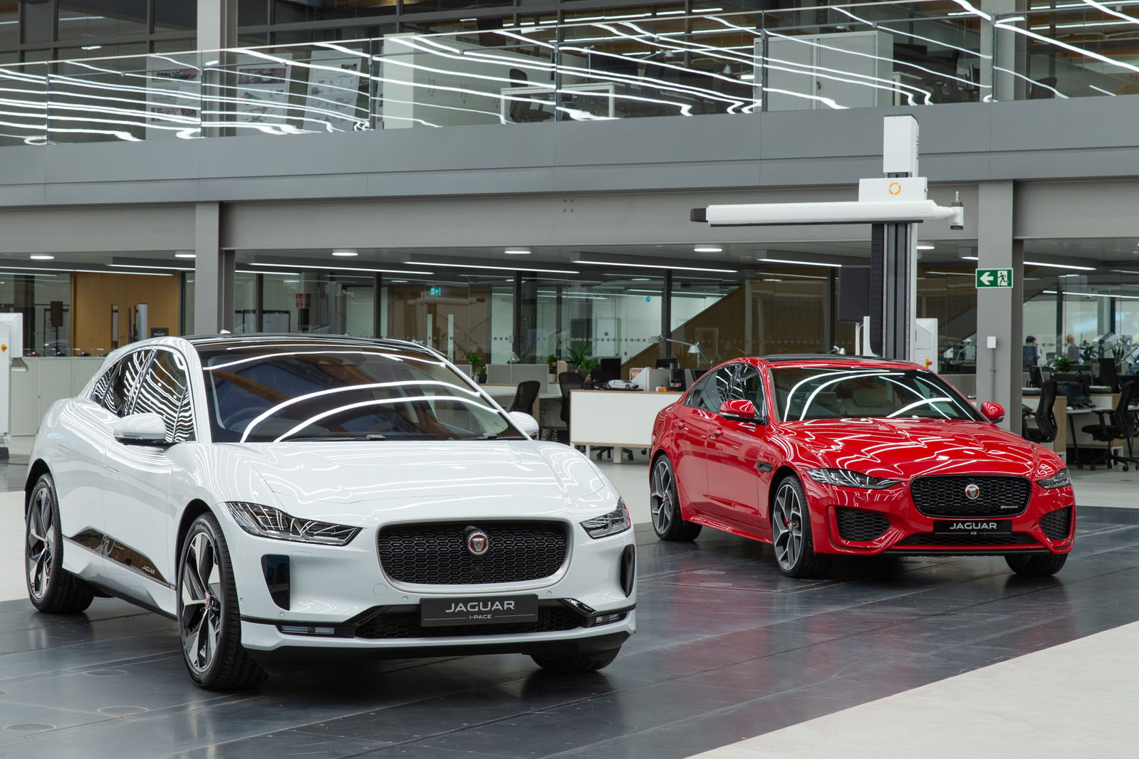 New Jaguar design studio uses advanced technology | Autocar