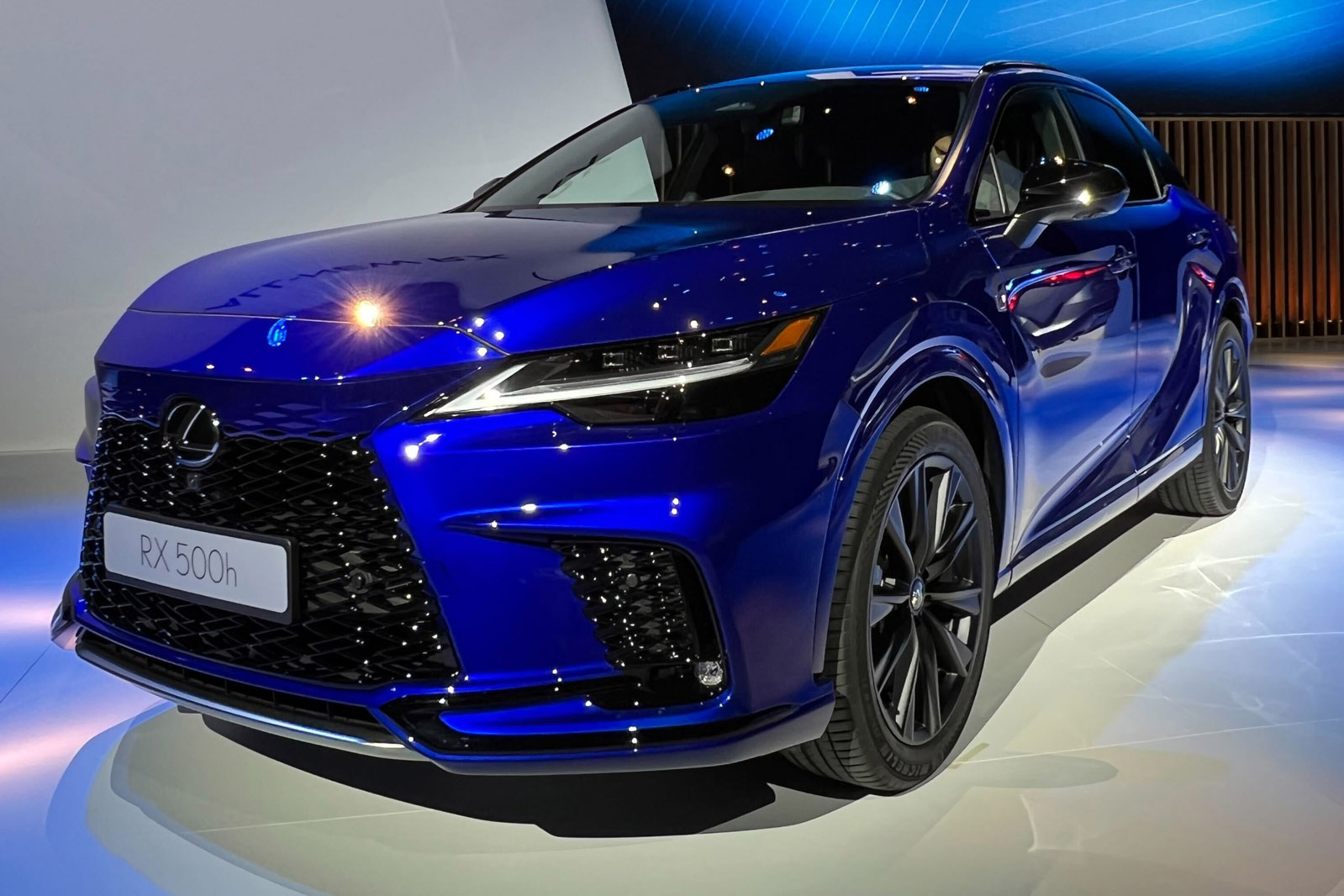 2022 Lexus RX gets redesign, PHEV and new tech | Autocar