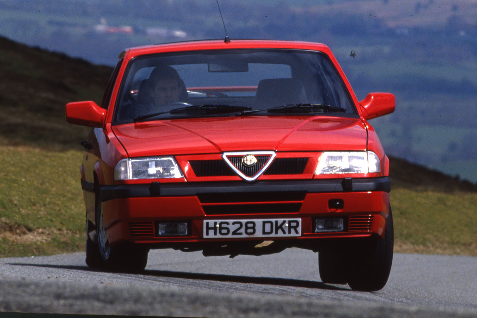 Greatest road tests ever: Alfa Romeo 33 Boxer 16V | Autocar