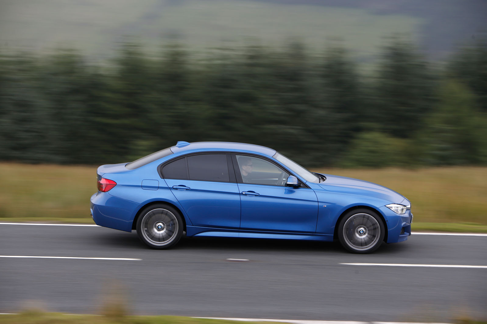 BMW 320d xDrive long-term test review: handling test | Autocar