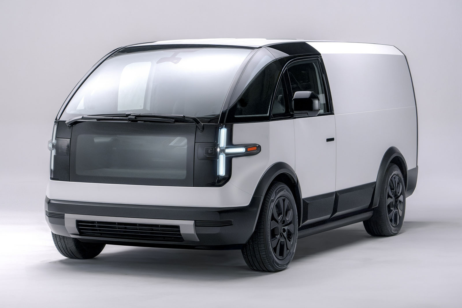 Electric van start-up Canoo files for bankruptcy | Autocar