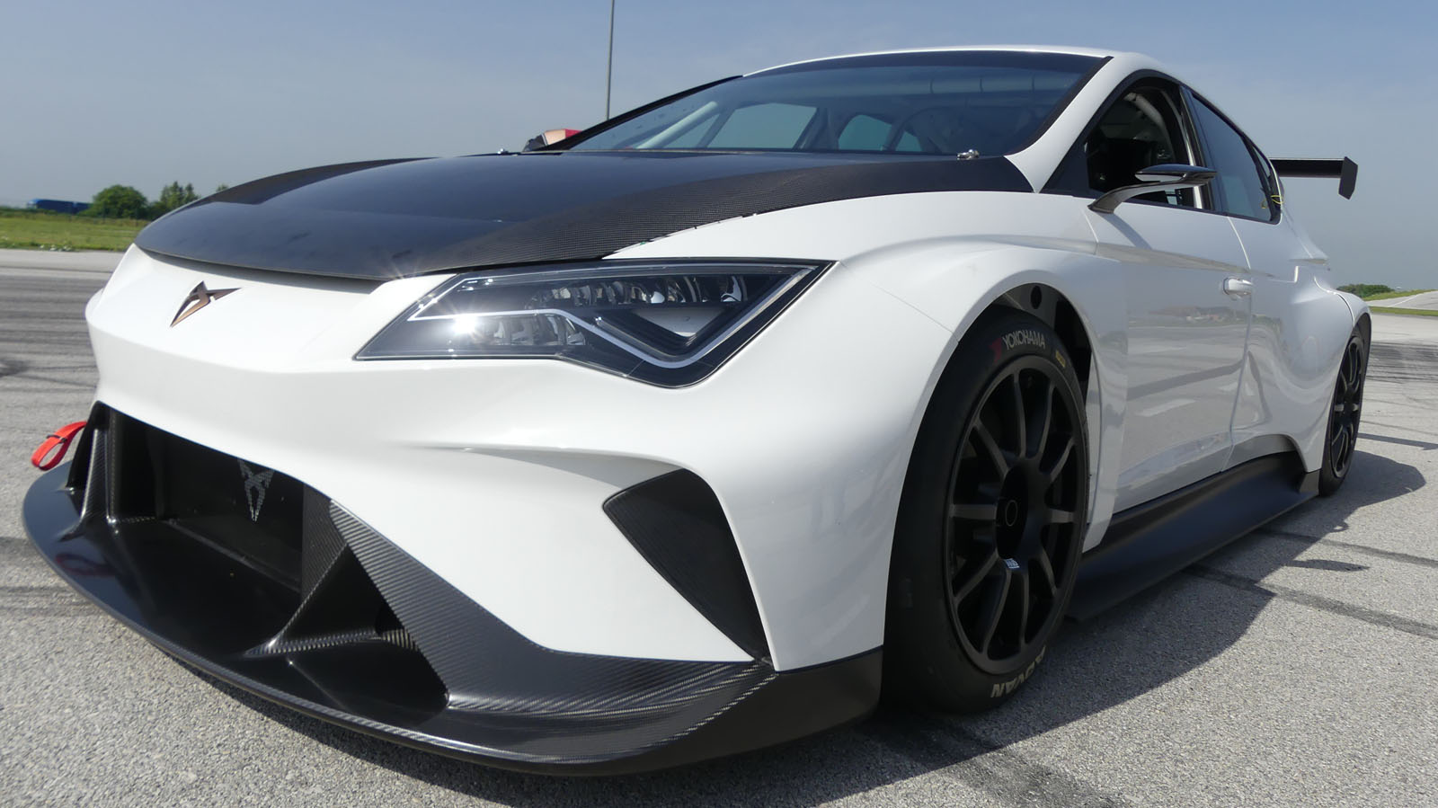 Cupra confirms specs of 670bhp e-Racer electric racing car | Autocar
