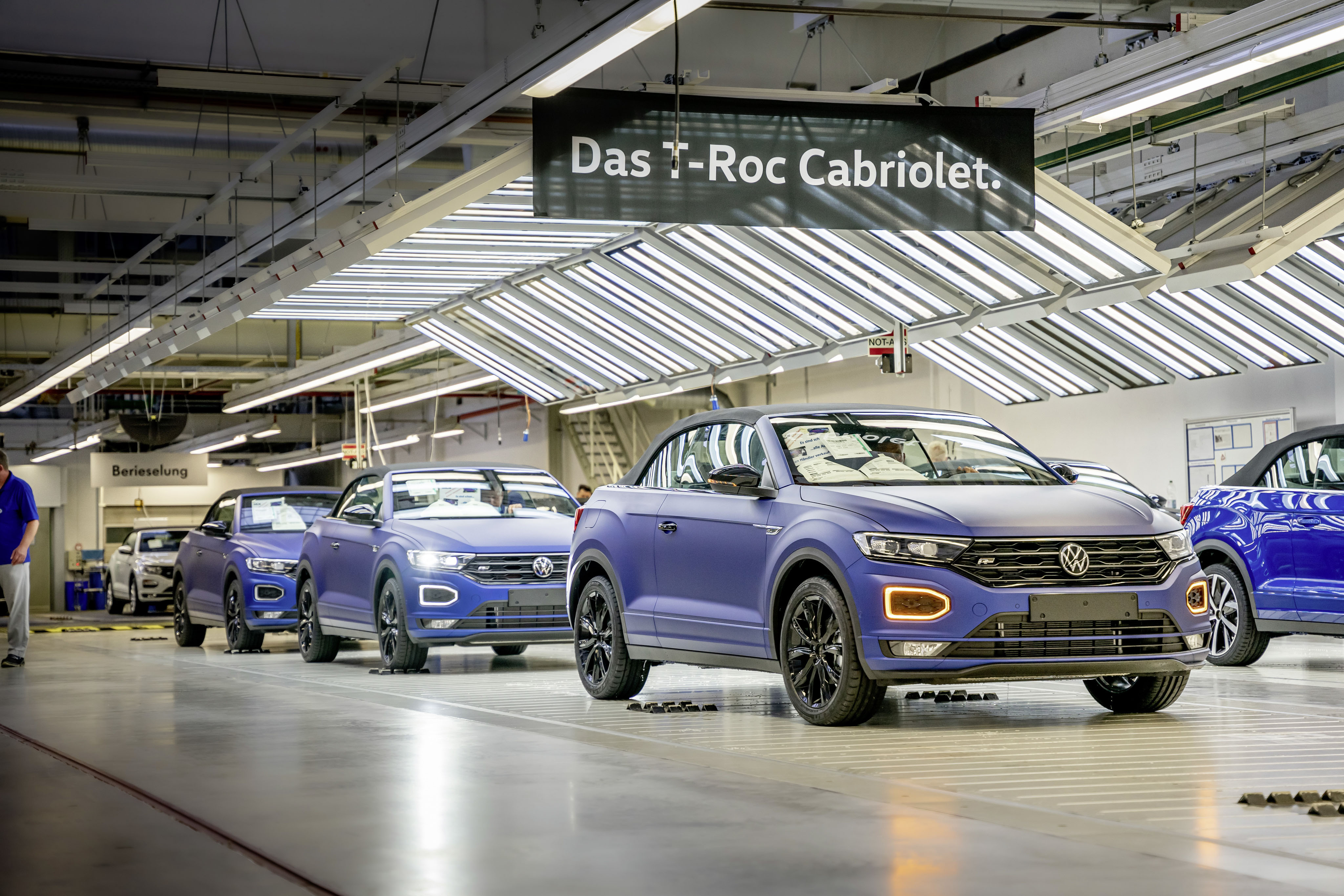 Volkswagen considers closing factories in cost-cutting move | Autocar