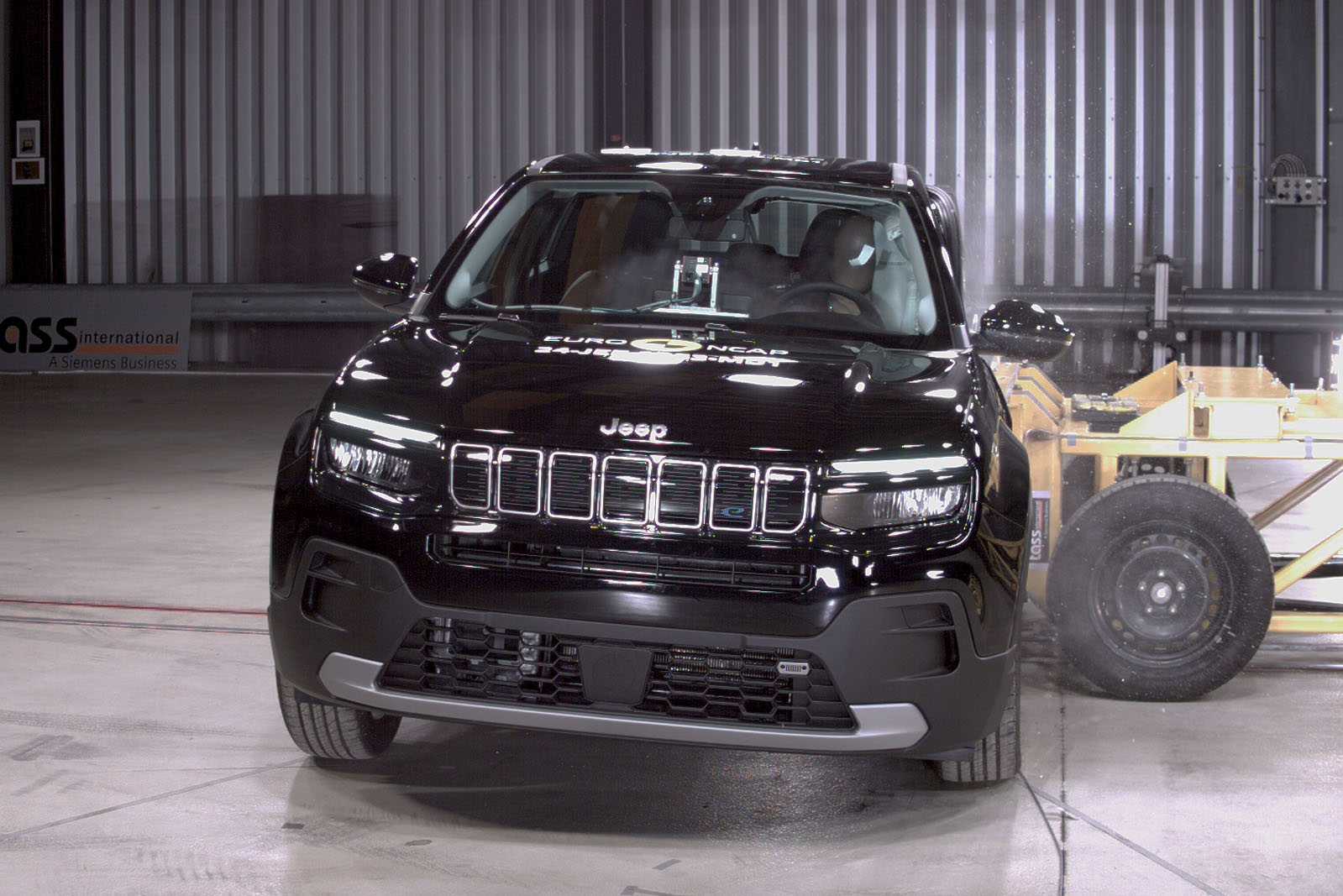 Euro NCAP gives Jeep Avenger 'mediocre' three stars for safety | Autocar