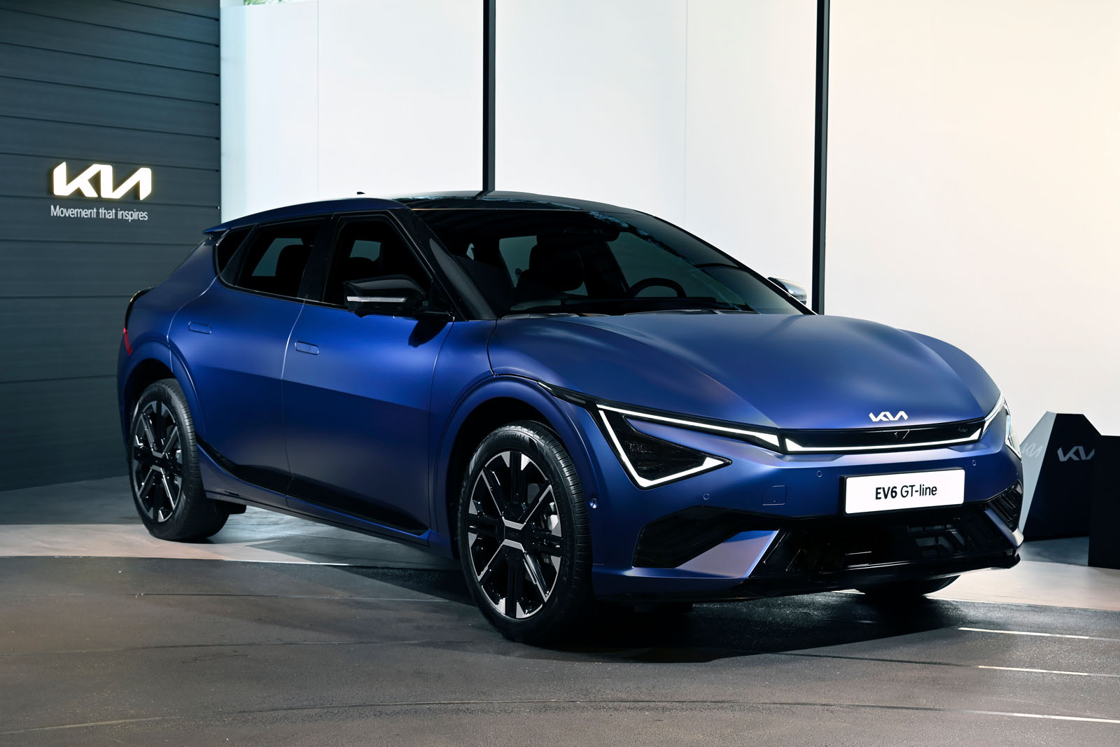 New-look Kia EV6 boosts range and upgrades tech | Autocar