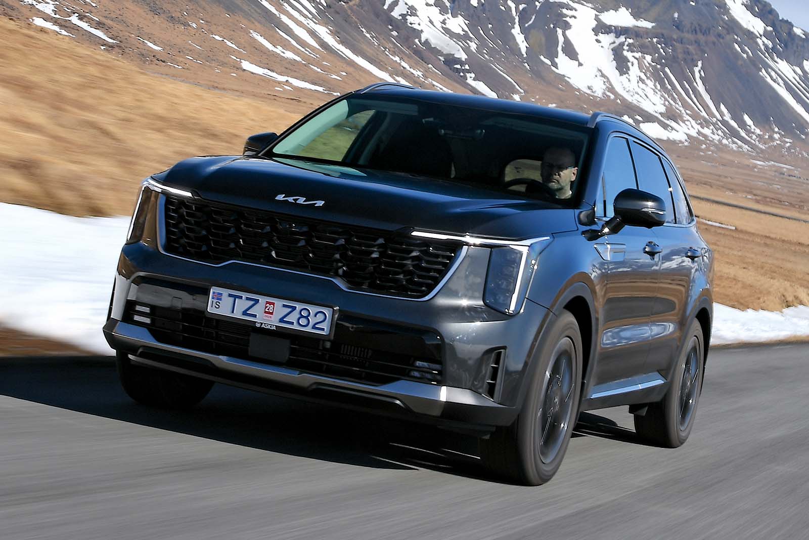 Exclusive: New 2024 Kia Sorento driven - to an active volcano | Autocar
