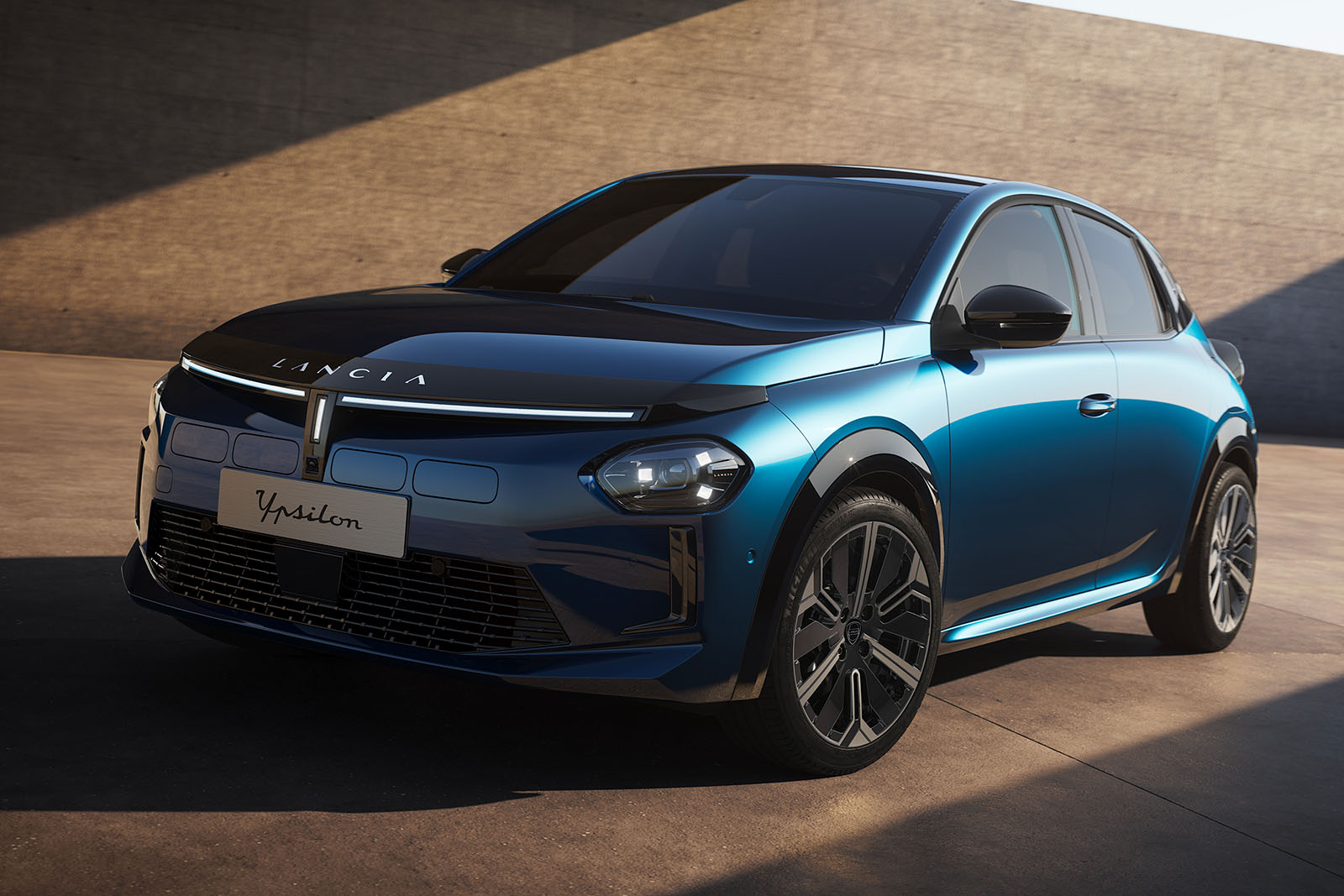 Official: Lancia Ypsilon reborn as EV supermini with 250-mile range ...