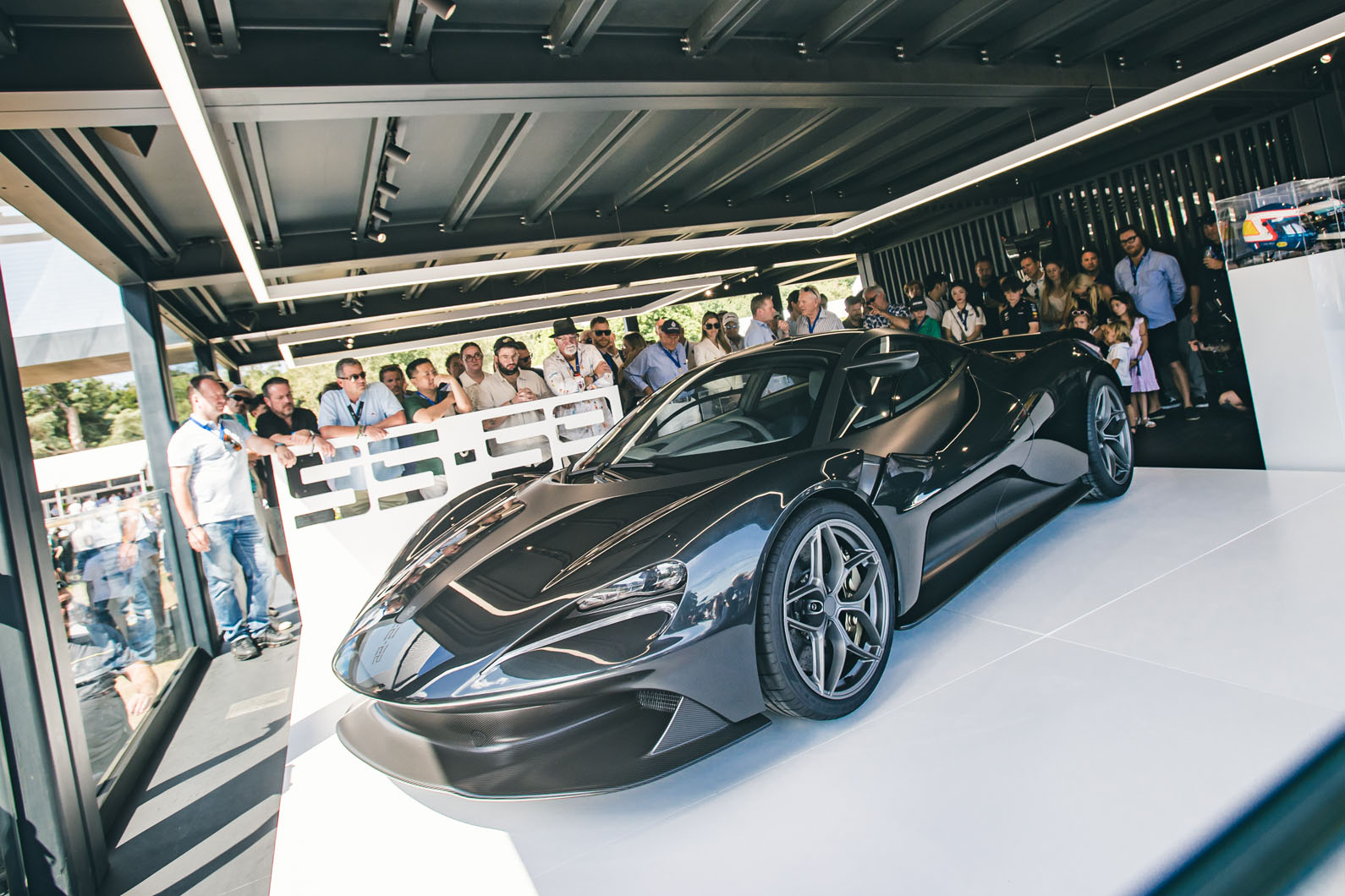 Lanzante 95-59 is 850bhp three-seat homage to McLaren F1 | Autocar