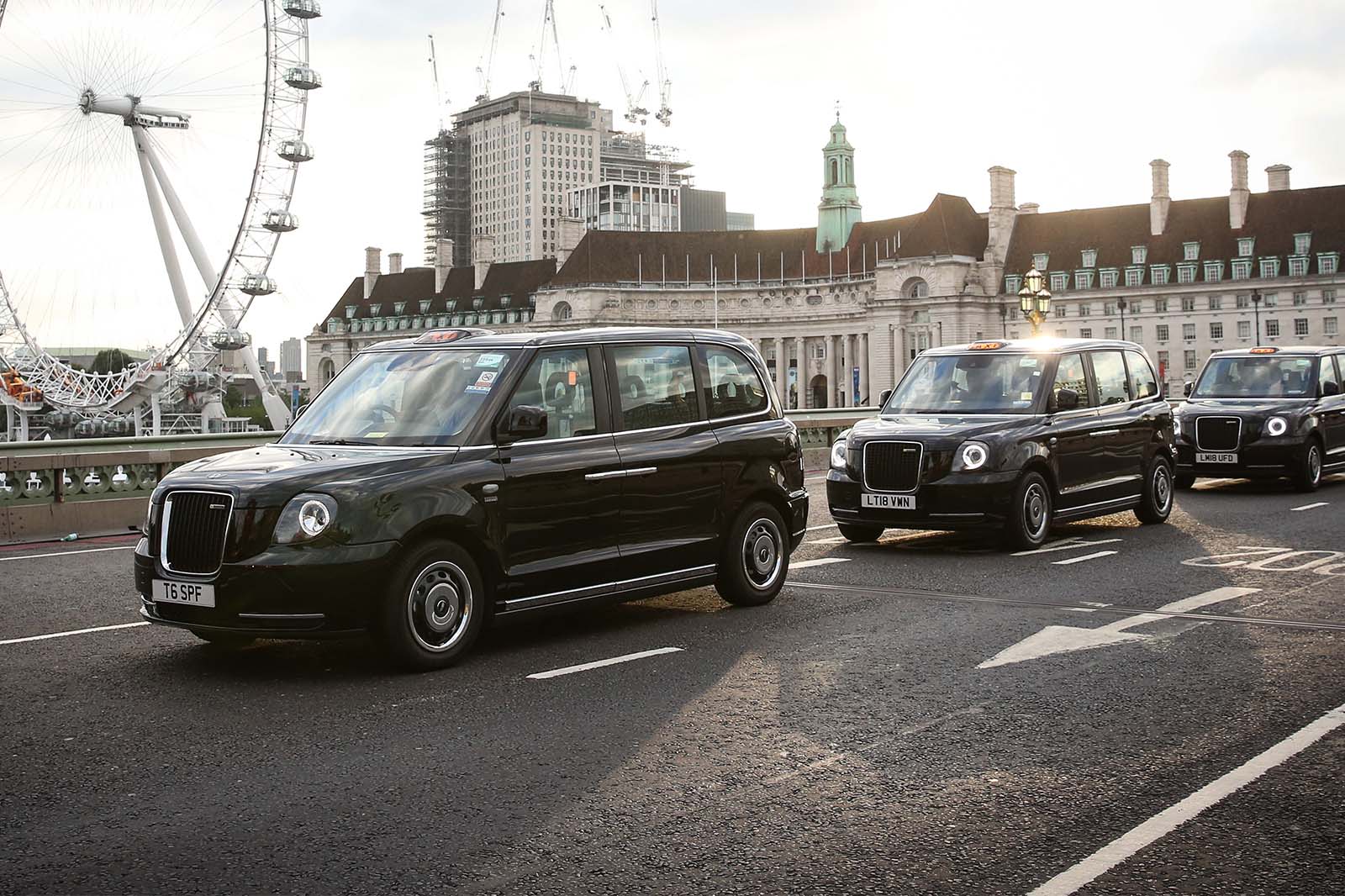 London taxis get longer-range, pay-per-mile EV tyres | Autocar