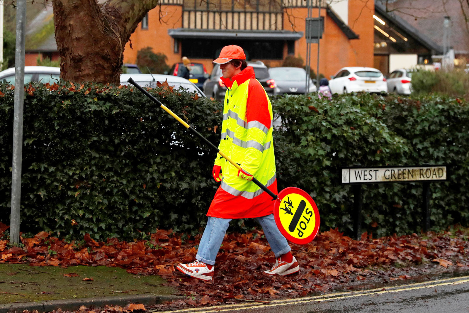 Families rally against cuts to lollipop crossings - WSG Consumer ...