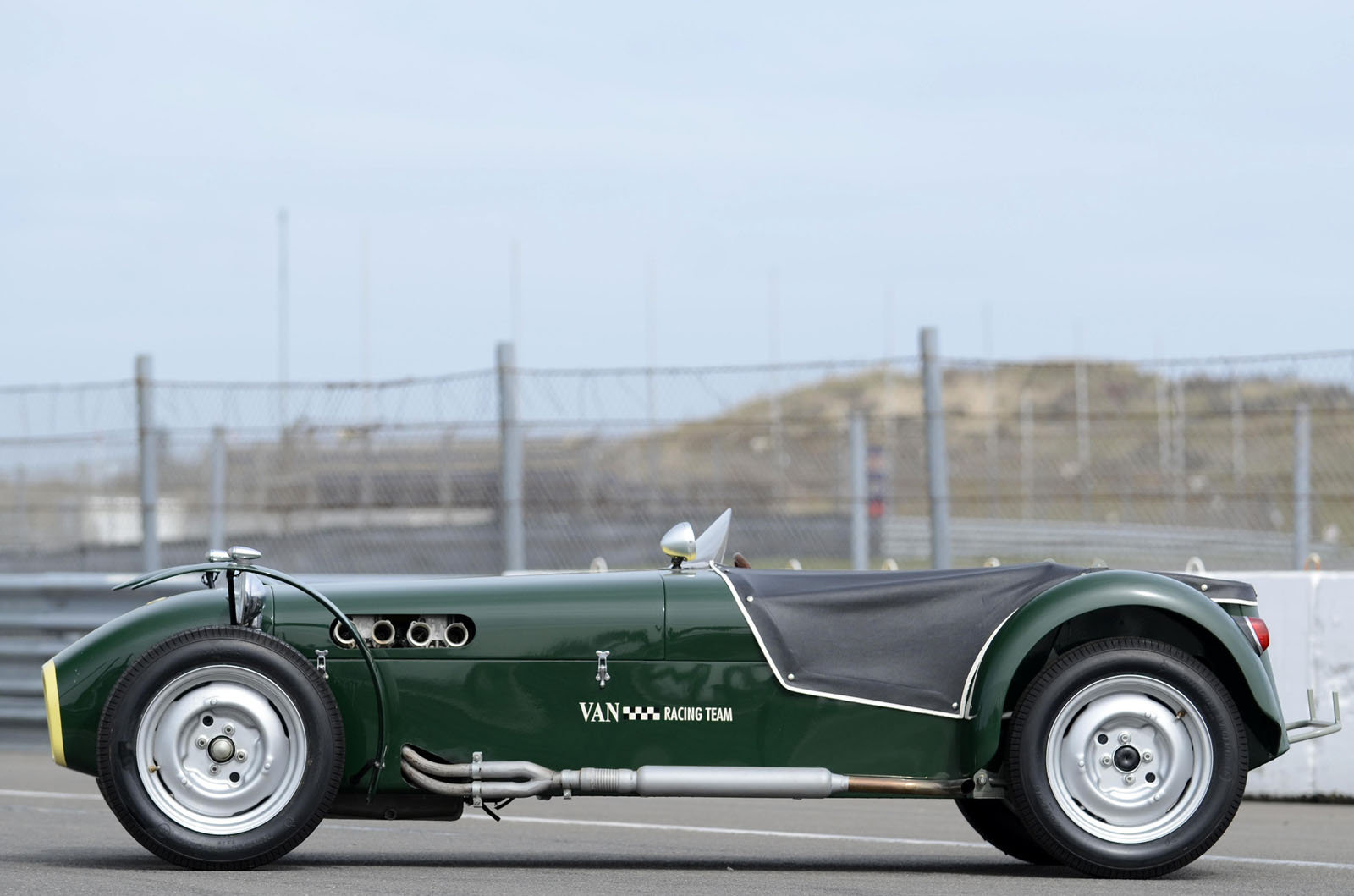From Esprit to Exige: The highs and lows of Lotus | Autocar