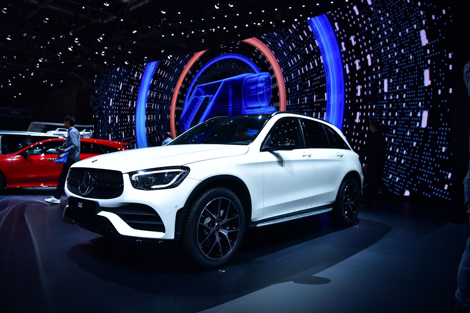 Facelifted Mercedes-Benz GLC brings new engines and tech | Autocar