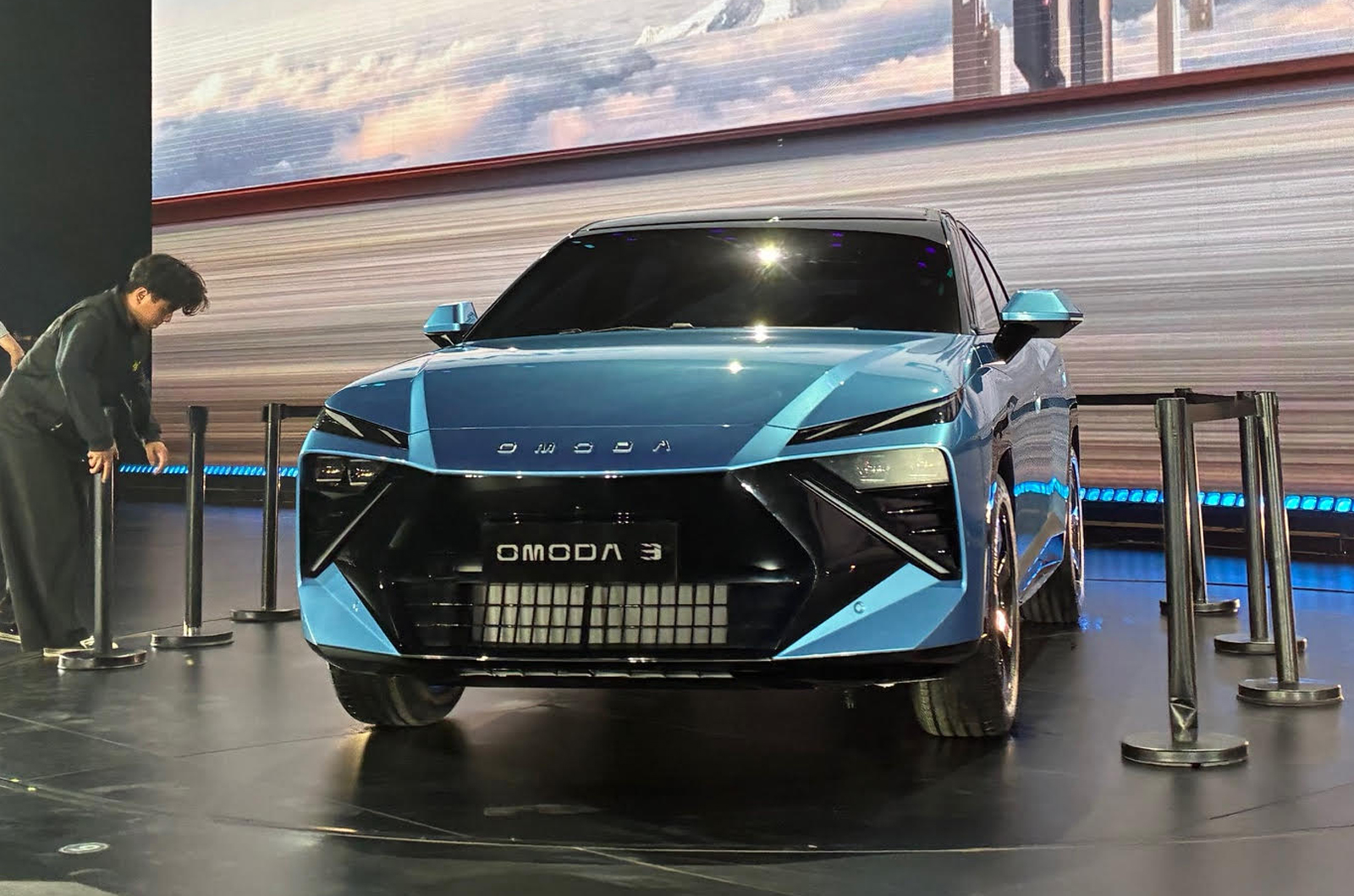 Omoda 3 unveiled as stylish crossover bound for the UK | Autocar