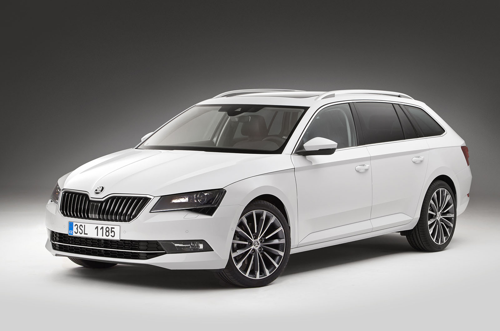 2015 Skoda Superb estate - official prices, pics and details | Autocar
