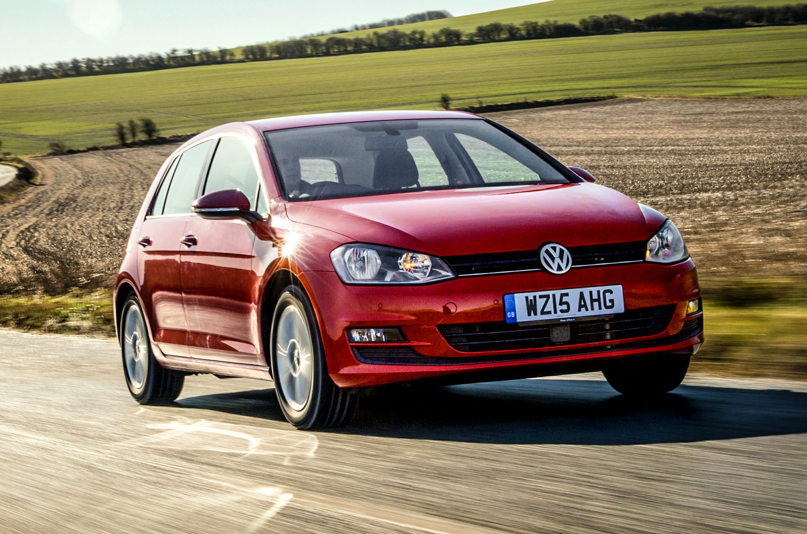Volkswagen suffers 20% sales slump in November | Autocar