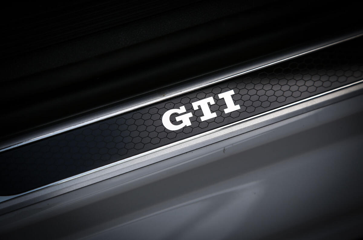 Volkswagen Polo GTI Review 2025, Price & Specs | Autocar