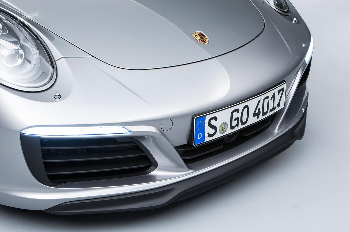 2016 Porsche 911 Carrera range revealed with innovative turbocharged ...
