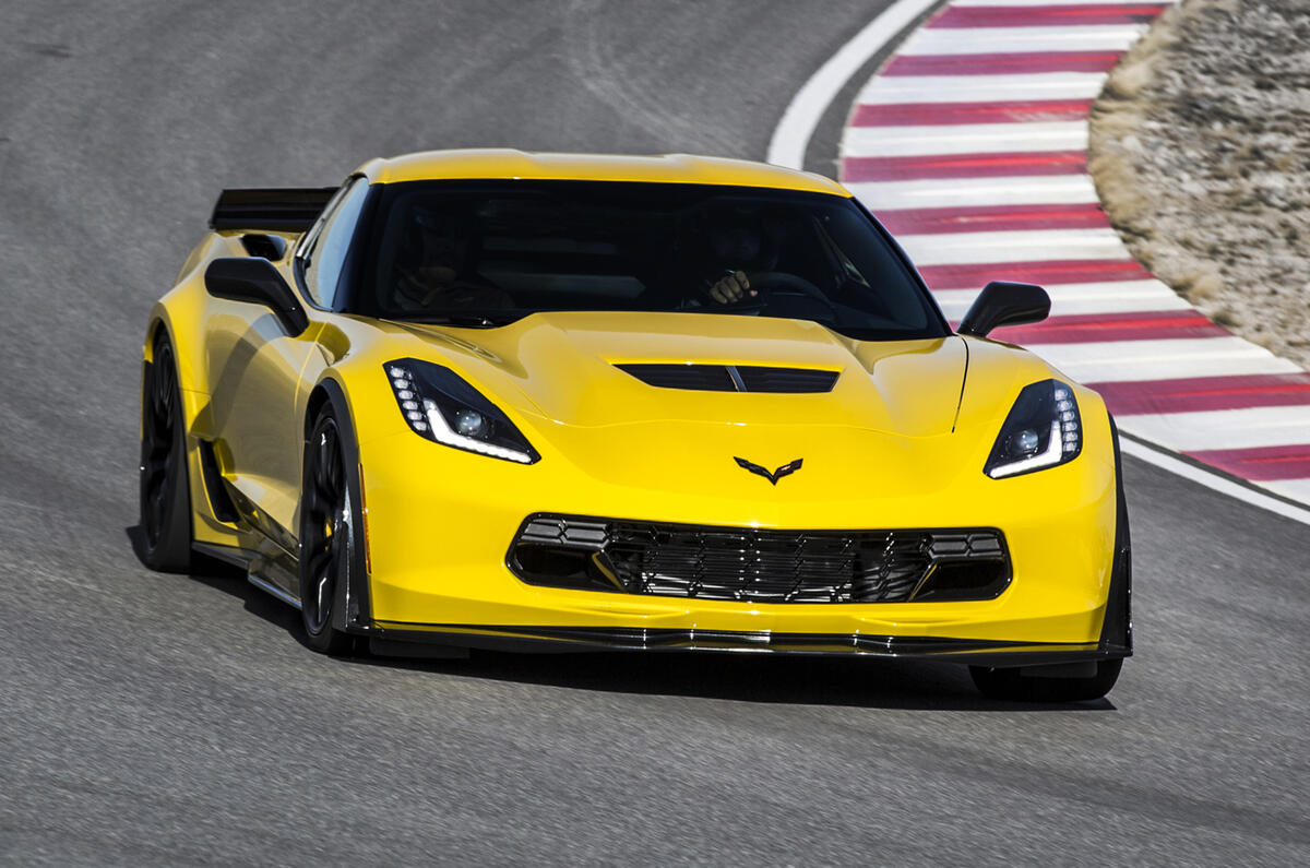 Finally! Corvette Z07 vs. Challenger Hellcat vs. Shelby GT500 ...