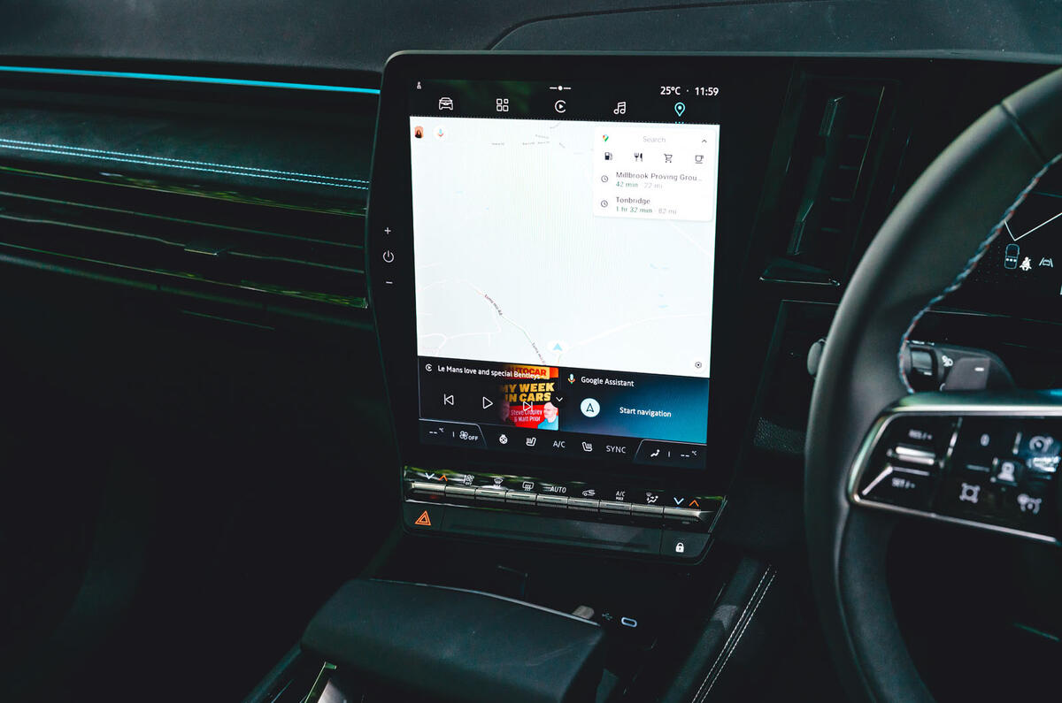 Renault Austral Review 2025, Price & Specs | Autocar