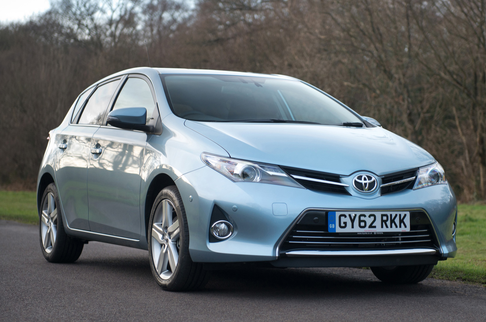 Toyota Auris Review | Autocar
