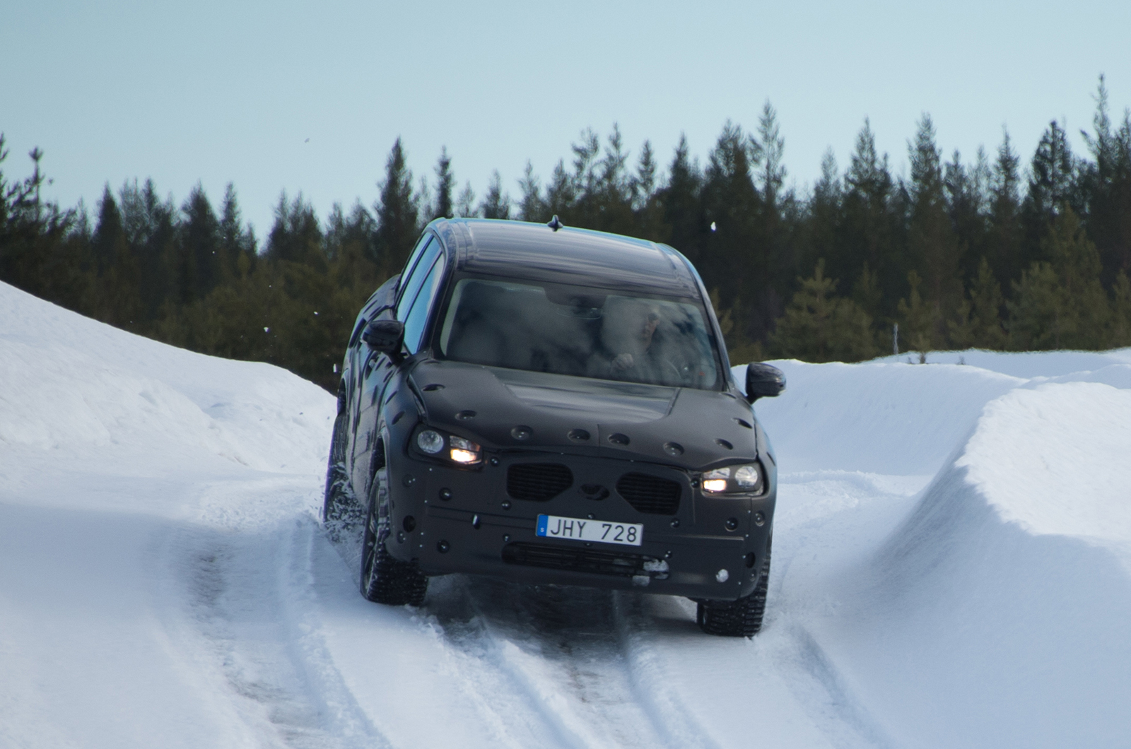 Ride along with Volvo engineers finishing development of new XC90 | VW ...